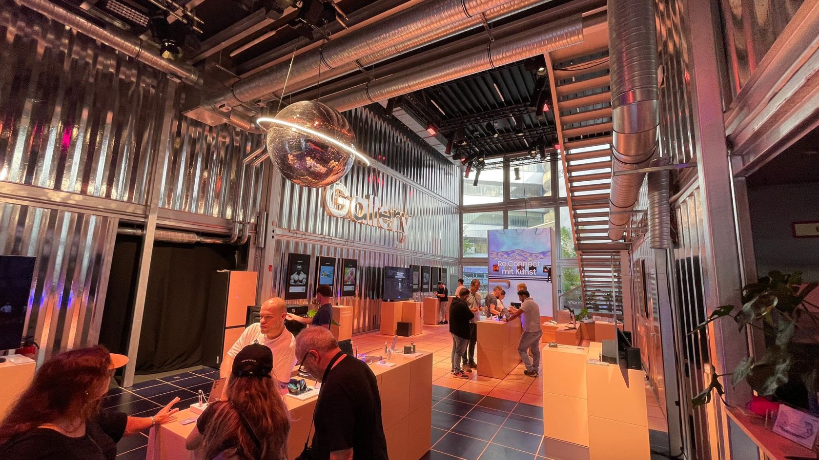 Samsung Pop Up Store - STEIN Promotions